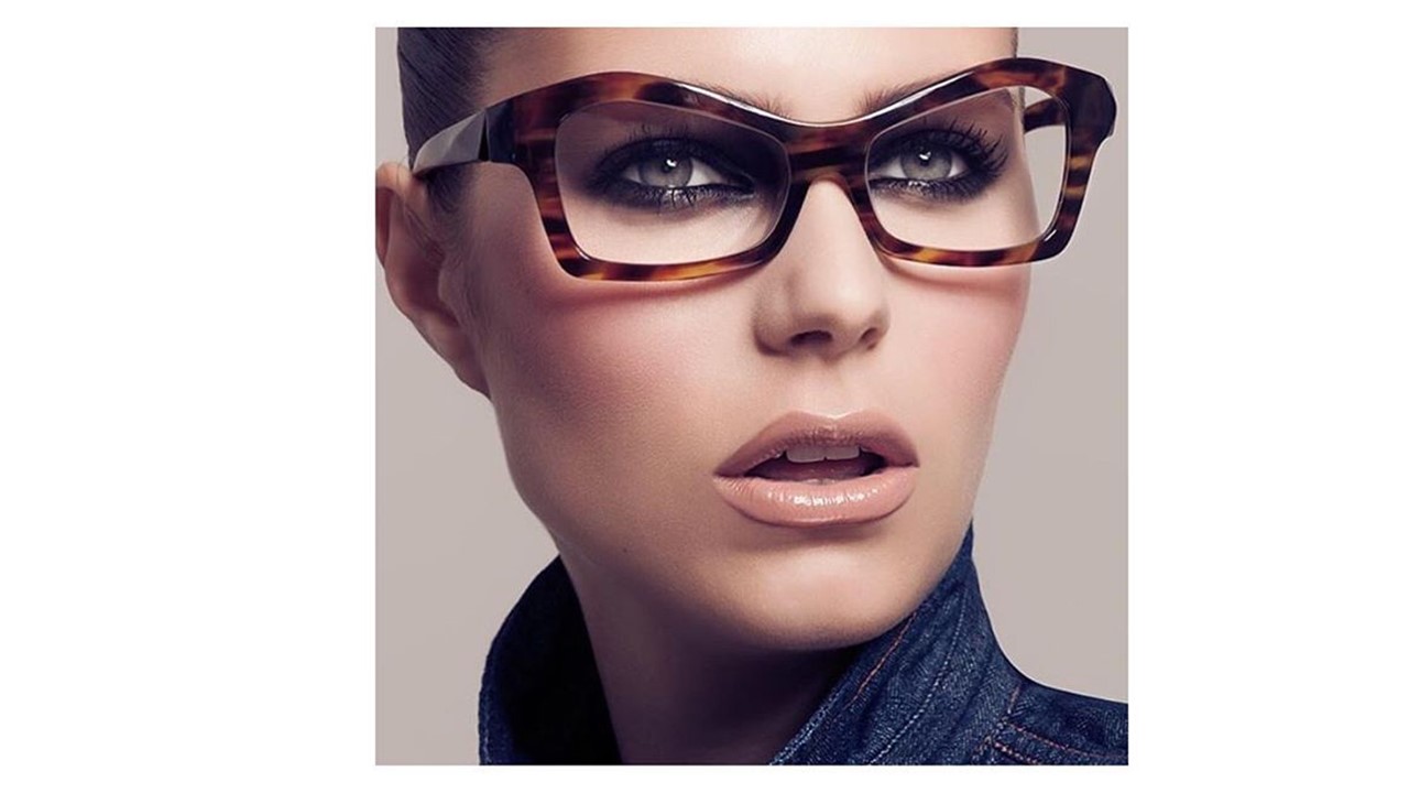 LUXOTTICA: sus marcas. Parte II - Enrique Ortega Burgos