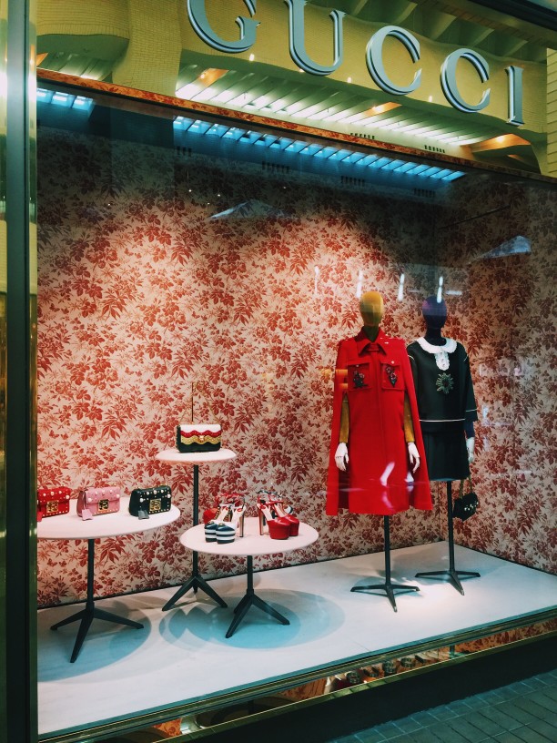 GUCCI S.P.A.: LA EMPRESA - Enrique Ortega Burgos