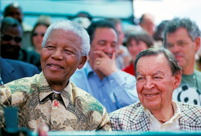 GRUPO RICHEMONT: ANTHONY EDWARD RUPERT 1916-2006 - Enrique Ortega Burgos