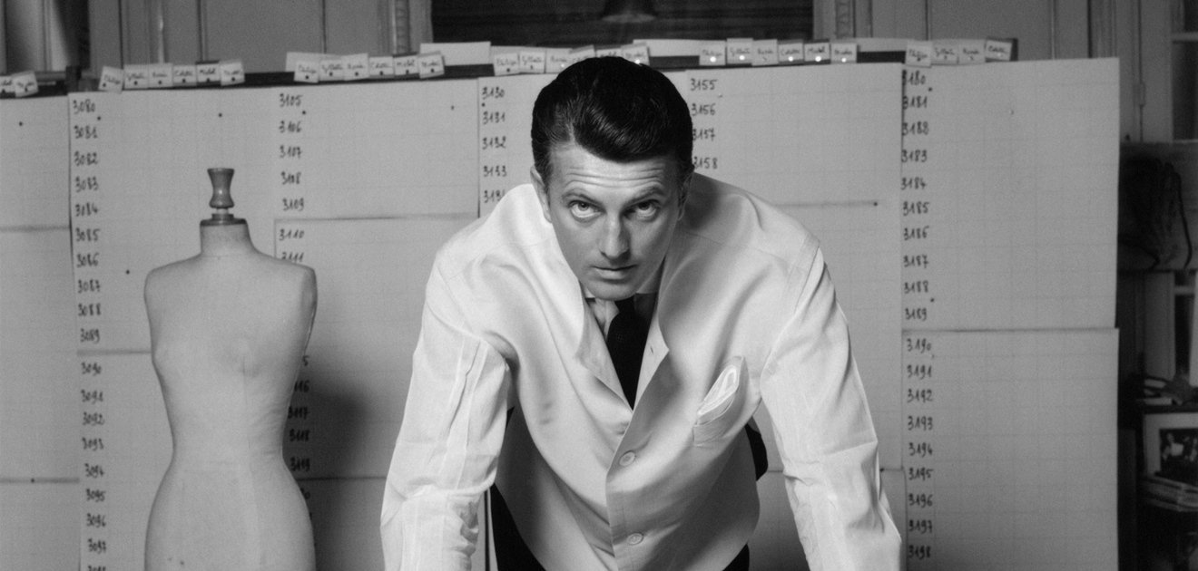 Hubert de Givenchy su Biografia 1 - Enrique Ortega Burgos