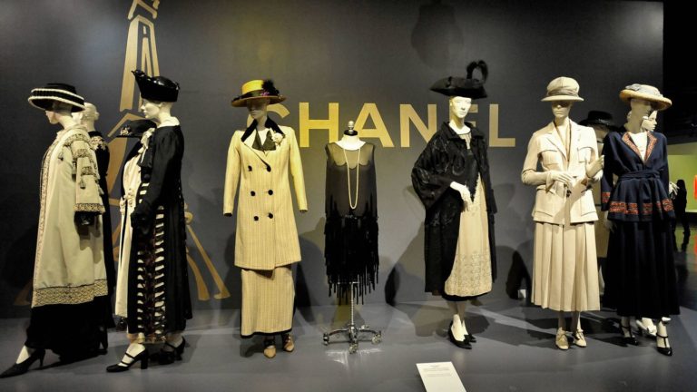 MAISON CHANEL SUS DISEÑOS